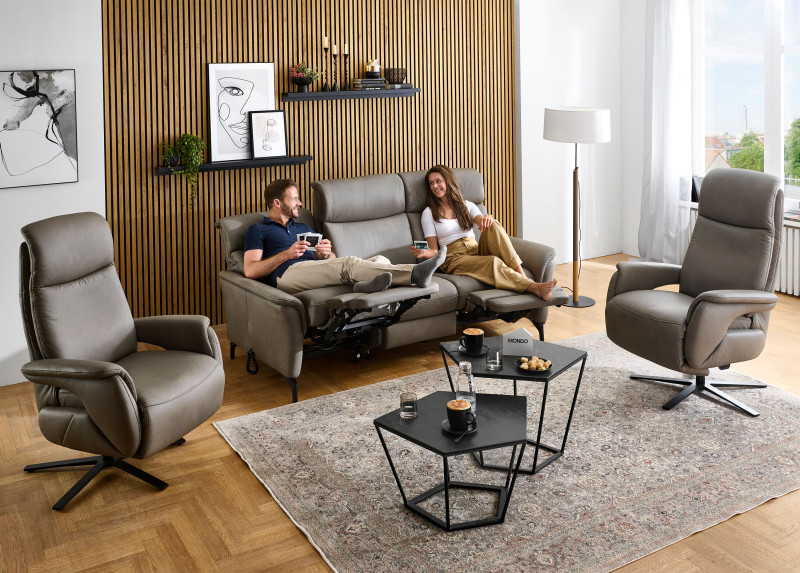 Sofa und Couch Probesitzen | MONDO® jetzt entdecken | Mondo Möbel